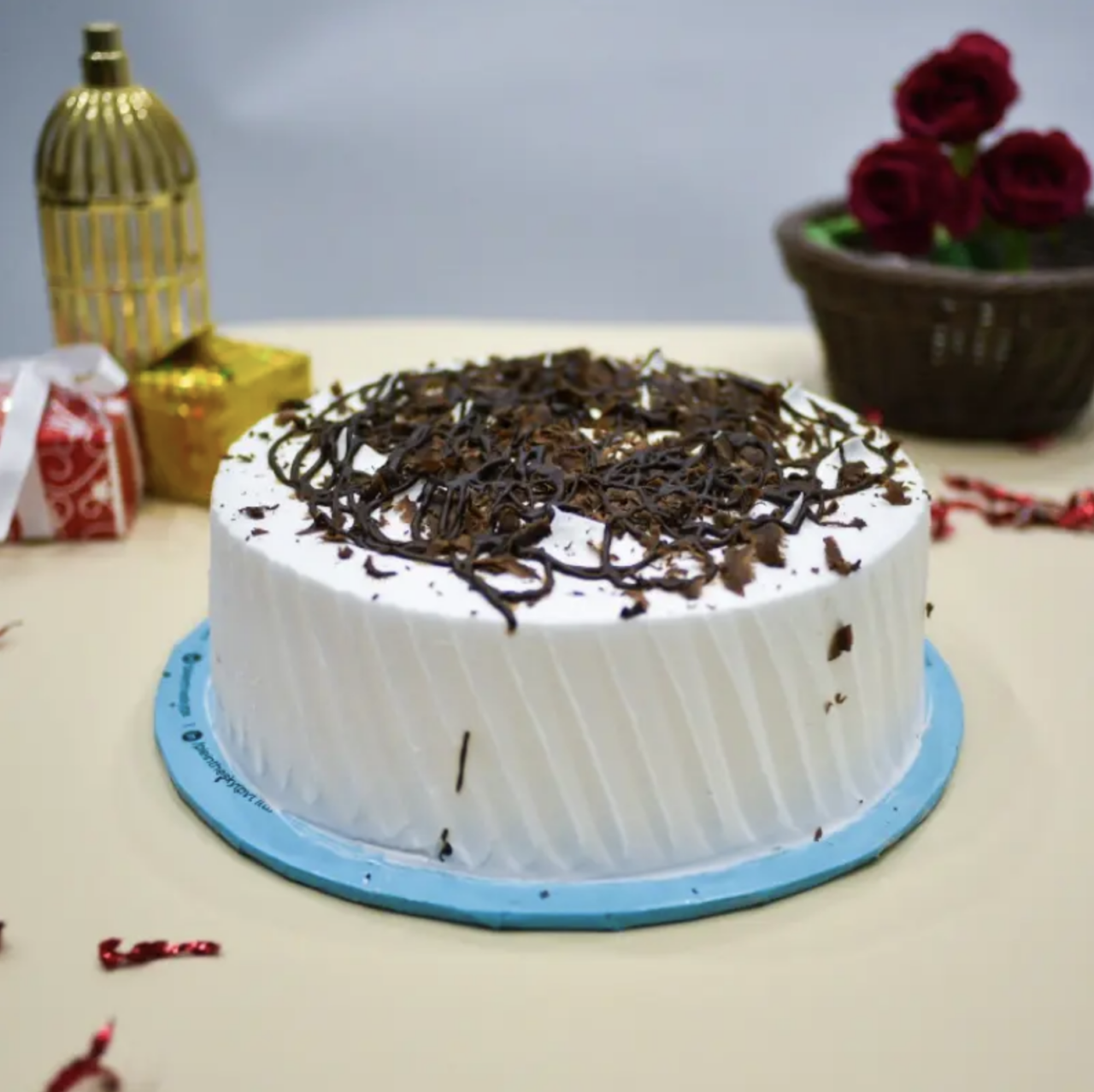 Revaayat - Send affordable cakes to Pakistan